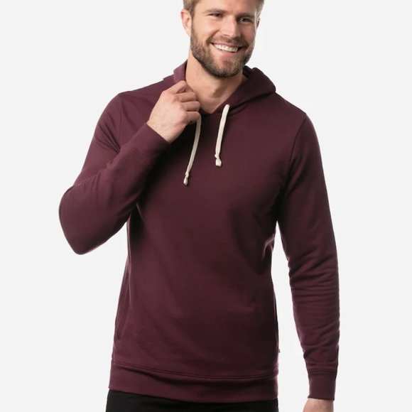 Travis Mathew | Jackets & Coats | Nwt Travis Mathew Cloud Hoodie ...